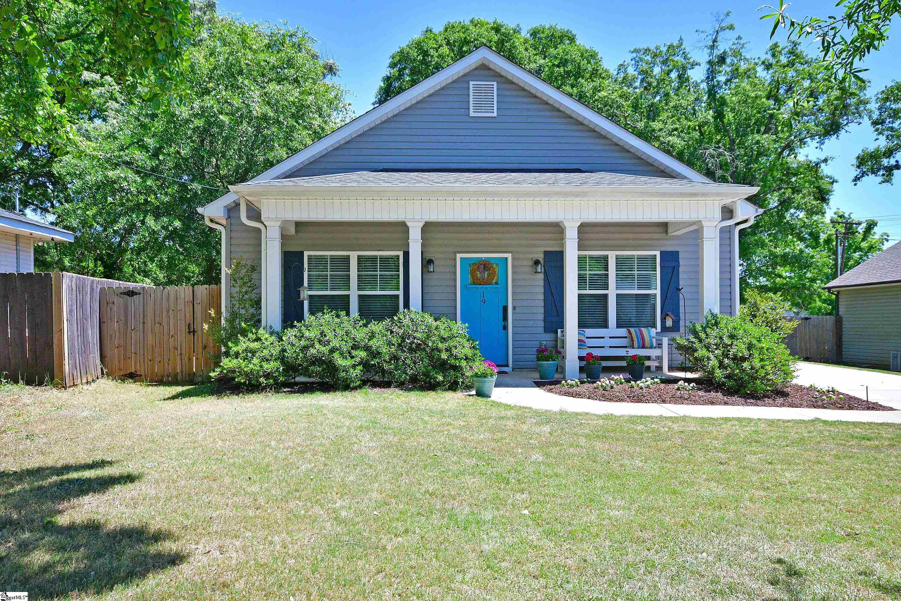 19 Rebecca Street Greenville SC 29607 | 1475044