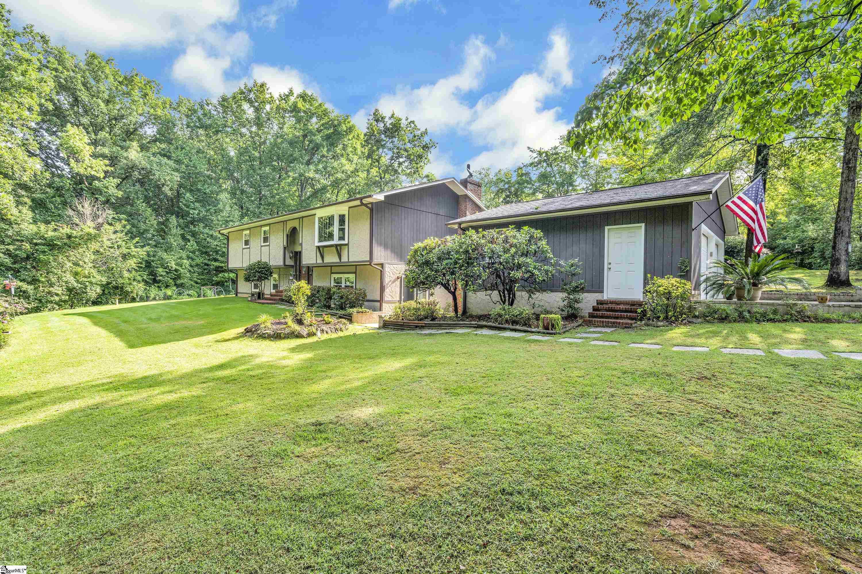 166 Timberlake Drive, Inman, SC 29349